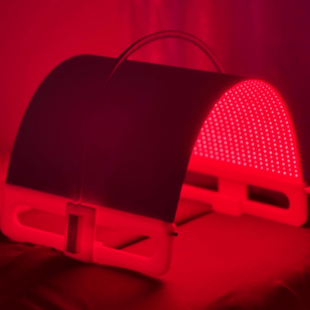 Red Light Therapy for Athlete’s Foot: Clear Protocol – Lumara
