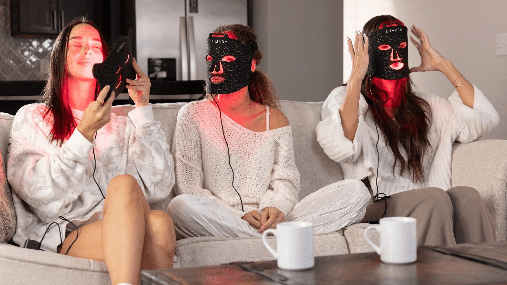 Uniform Distribution LED Mask: Coverage, Dose & Safety – Lumara